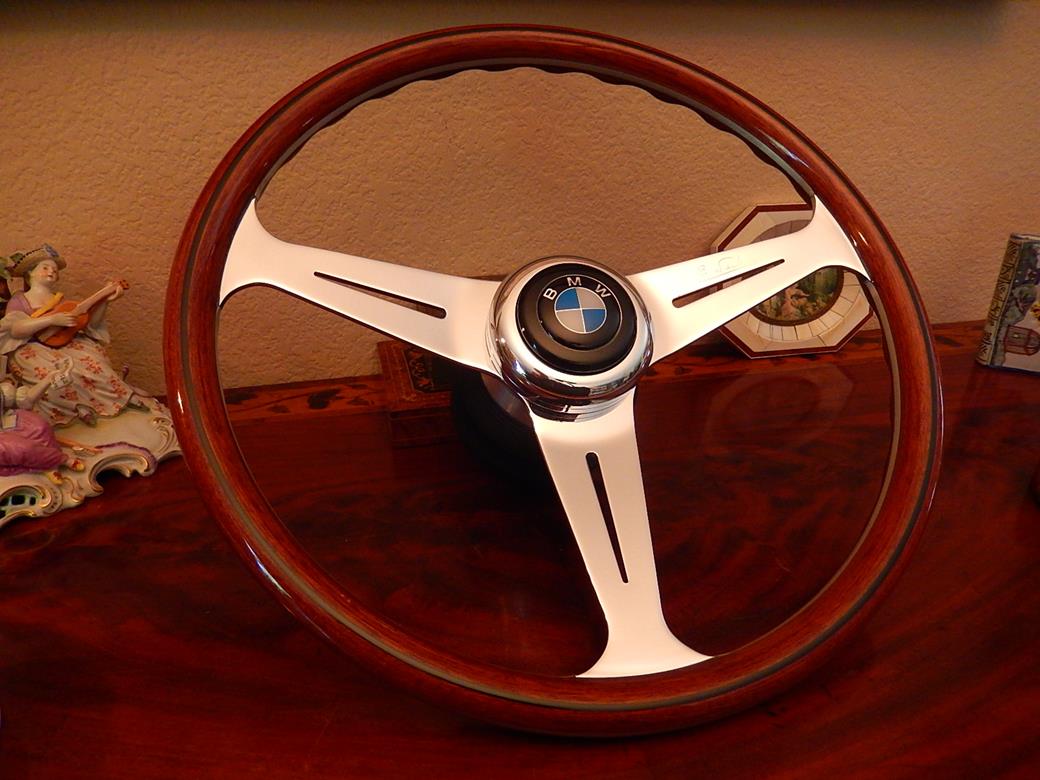 17 BMW Steering Wheel