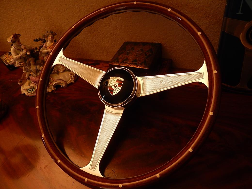 #246 Porsche Steering Wheel